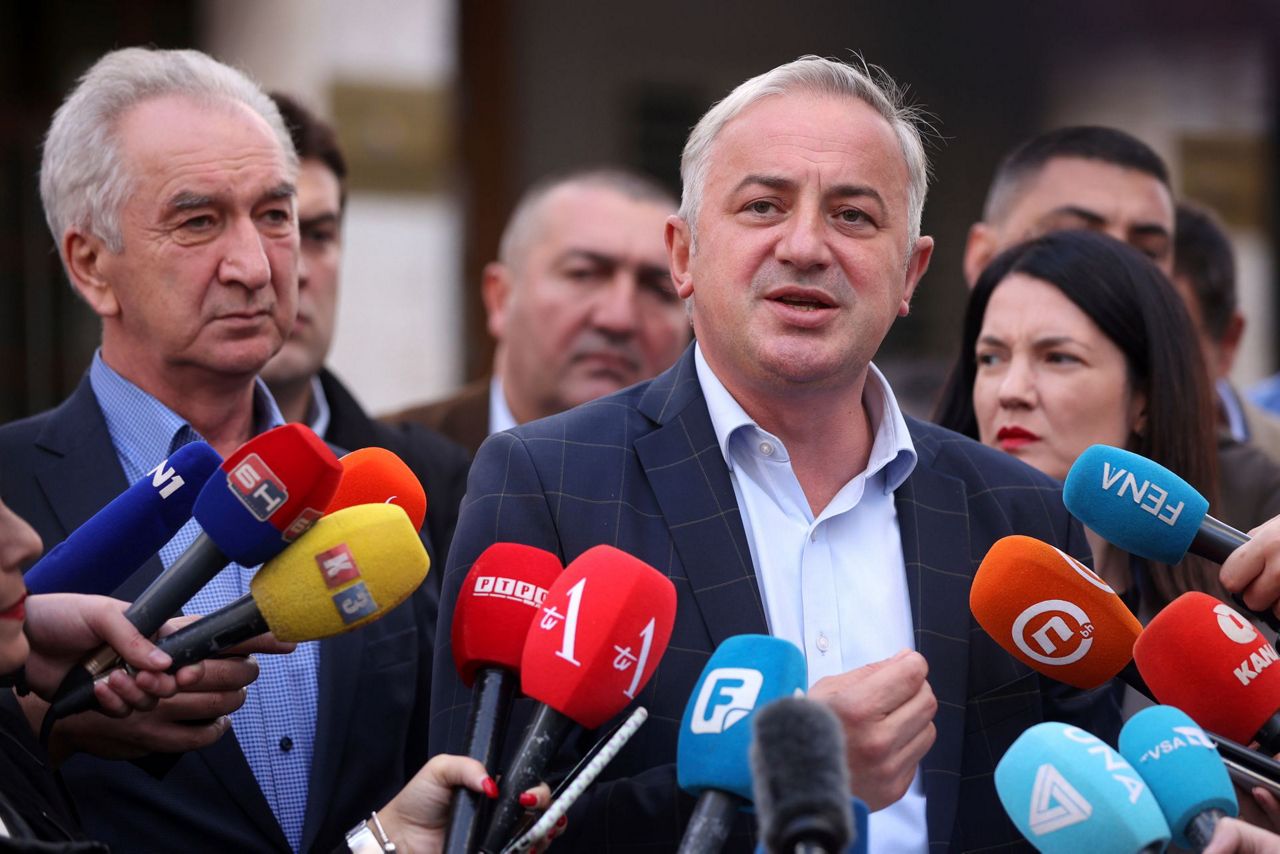 Bosnia election officials investigate possible vote-rigging Bosnia election officials investigate possible vote-rigging