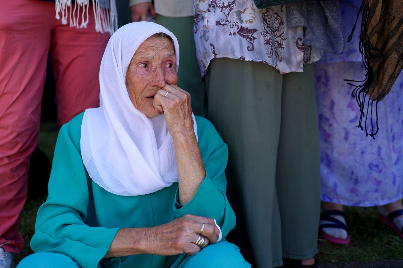 Hundreds gather in Sarajevo to pay their respects to Srebrenica ...