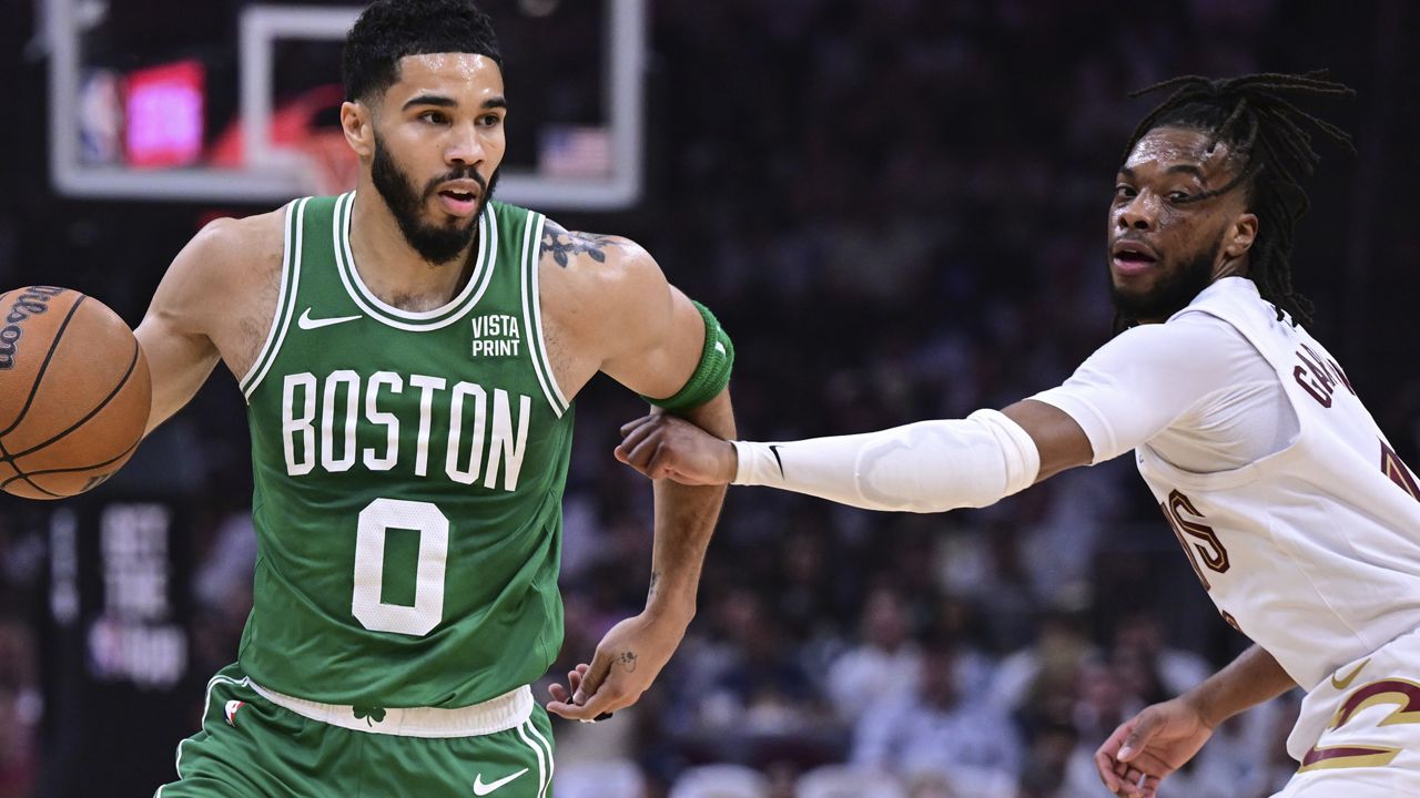 Celtics beat Cavaliers 109-102 to take 3-1 lead in semis