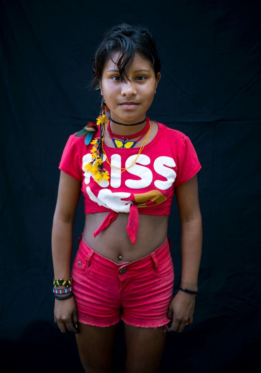 AP PHOTOS: Amazon's Tembe paint bodies for rituals and war
