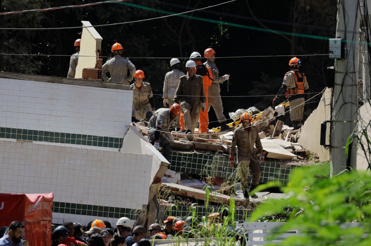 2 buildings collapse in Rio de Janeiro, injuries unknown