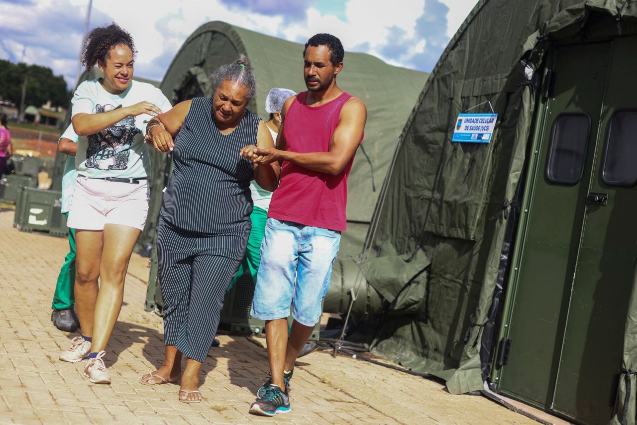 To fight dengue epidemic, health agents in Brazil scour junkyards and ...