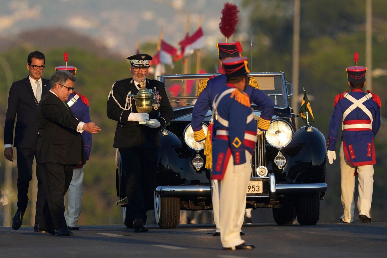Bolsonaro to receive emperor's heart for Brazil bicentennial