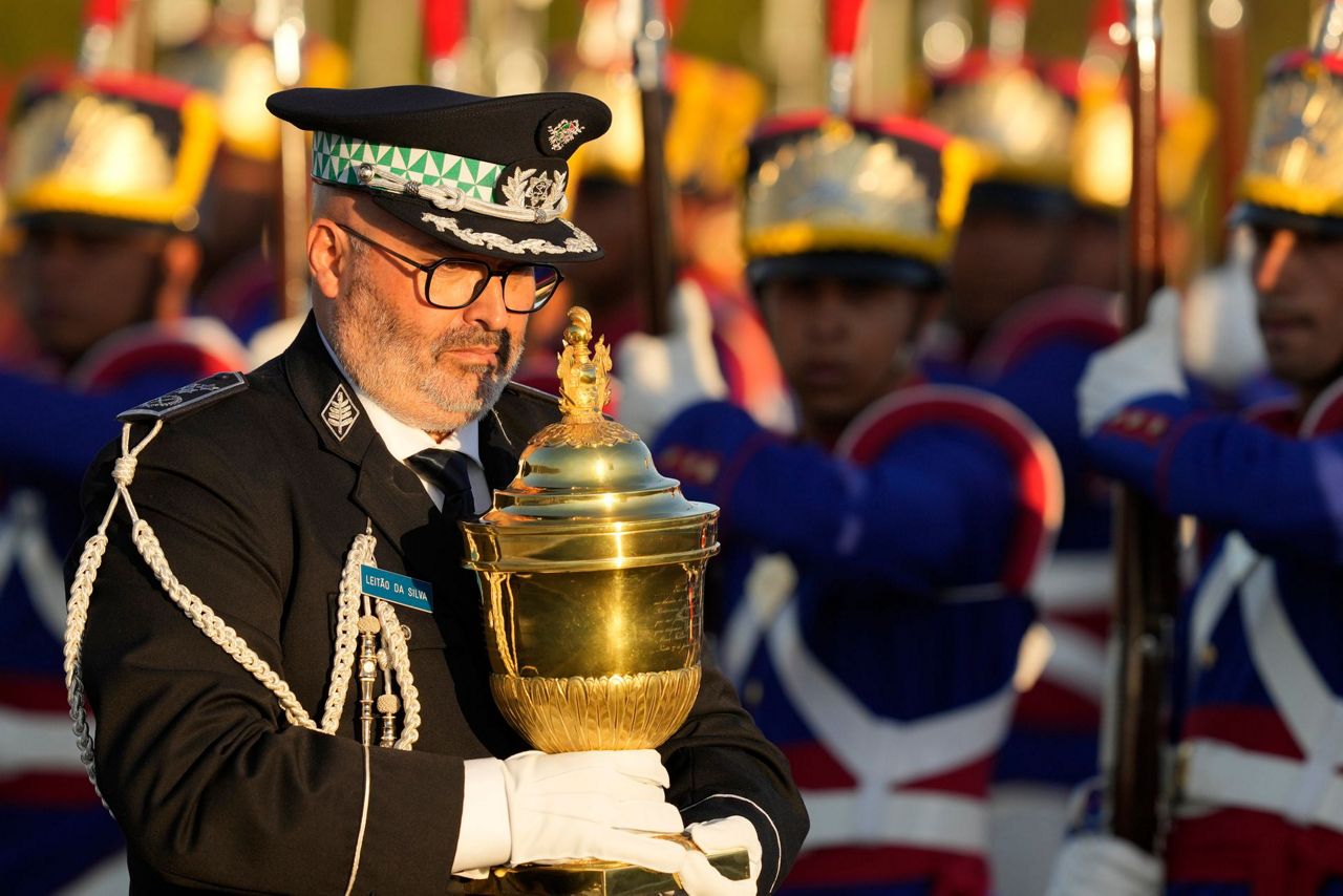 Bolsonaro to receive emperor's heart for Brazil bicentennial