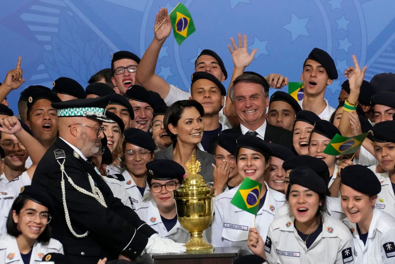 Bolsonaro to receive emperor's heart for Brazil bicentennial