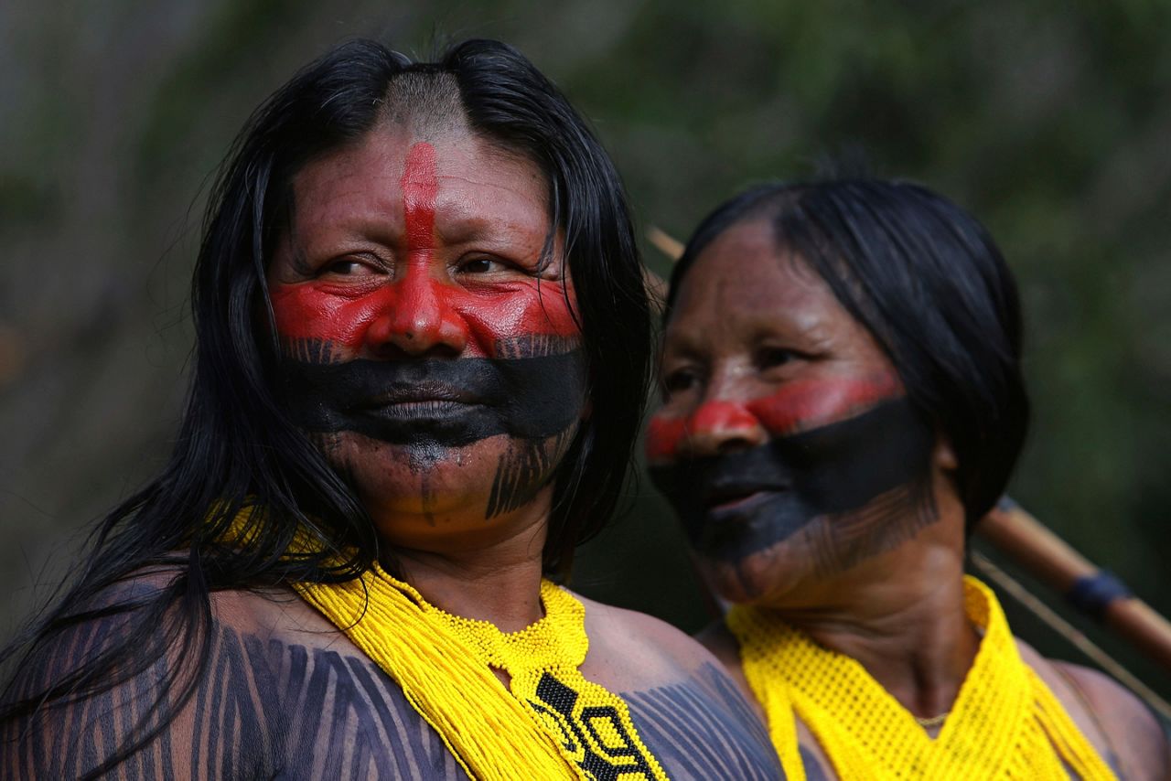 Indigenous Brazilians set up camp to lobby for their rights