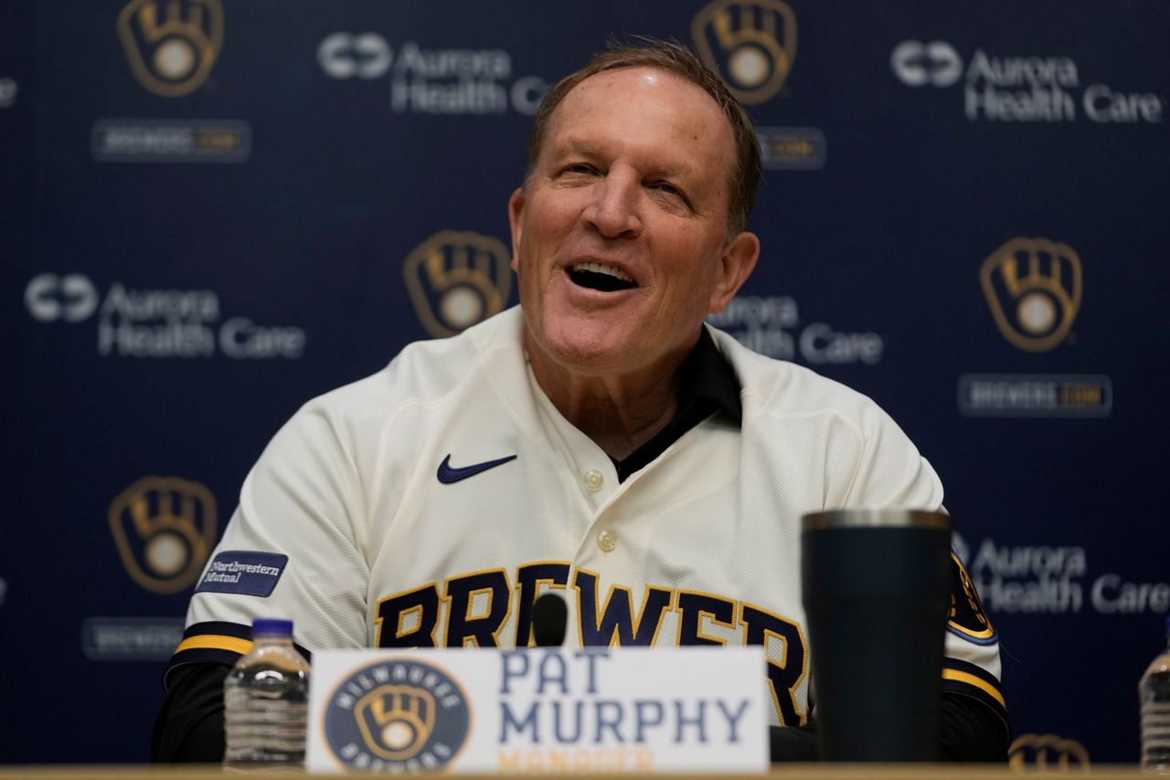 Brewers' Murphy grateful for opportunity to return to managing