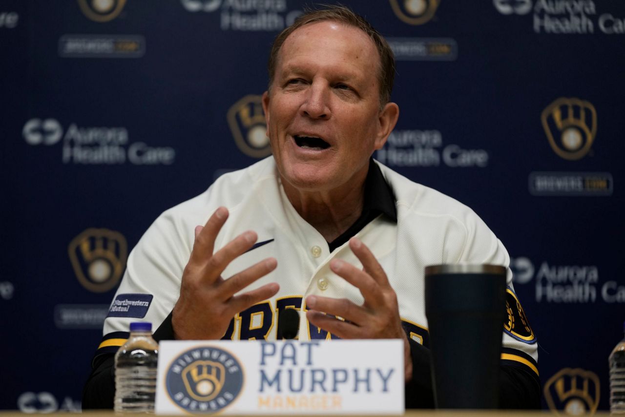 Brewers' Murphy grateful for opportunity to return to managing