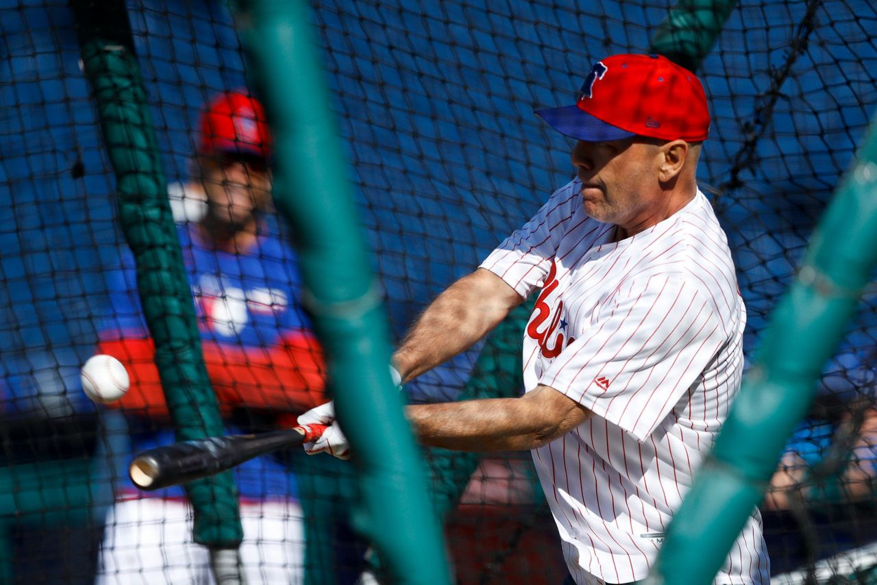 Diehard Fan: Actor Bruce Willis throws 1st pitch in Philly