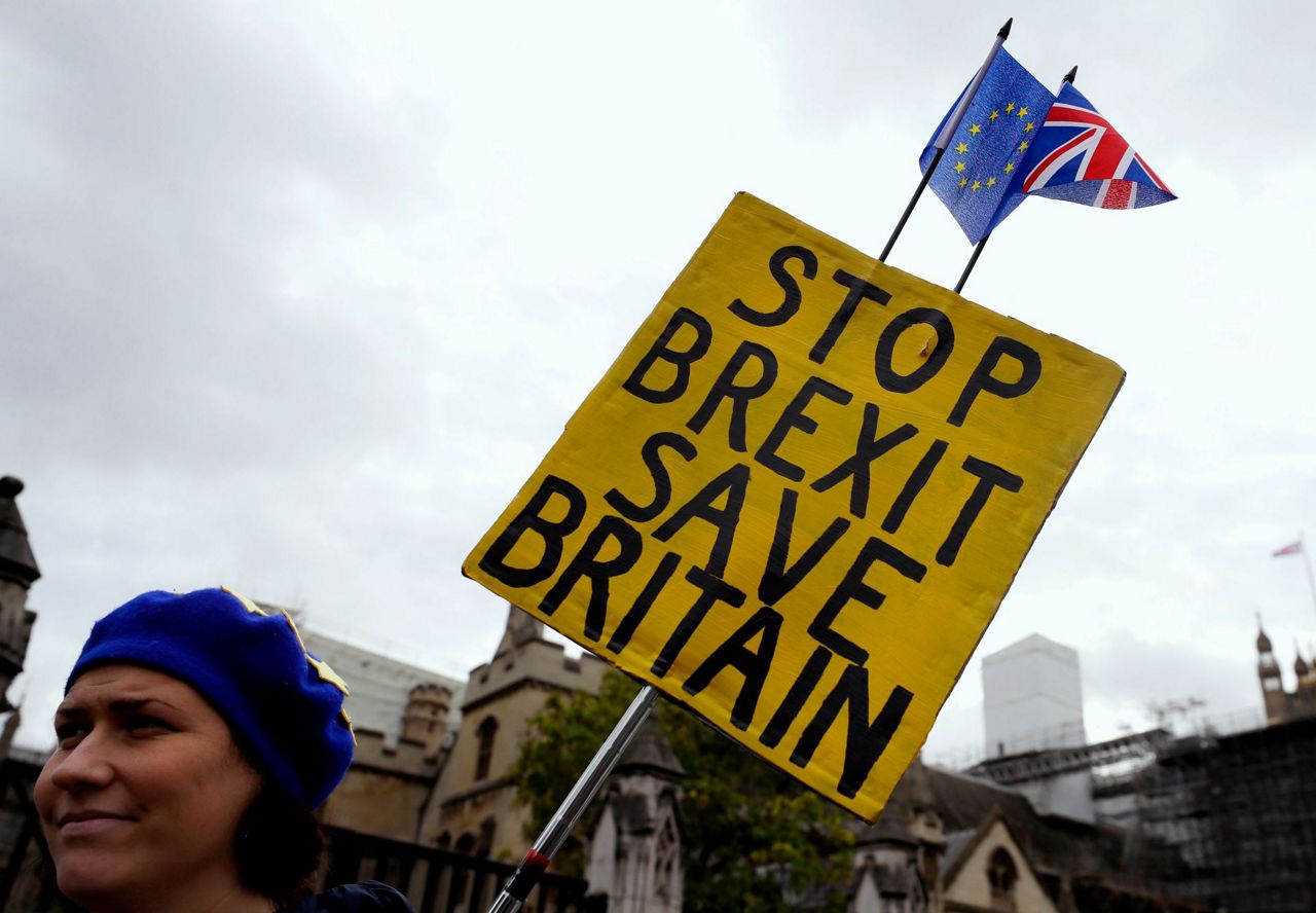 UK to publish no-deal plans as gloom surrounds Brexit talks