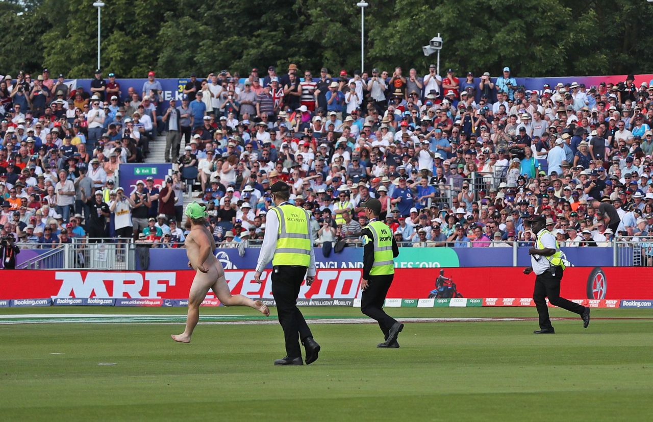 Just not cricket: Streaker in the sun delays World Cup game
