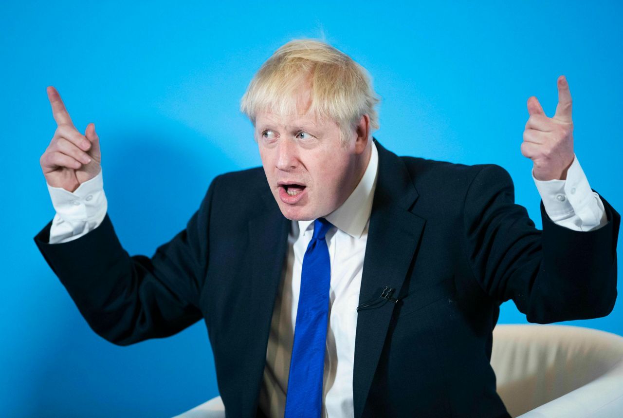 UK Conservatives face ballot glitch in contest for new PM