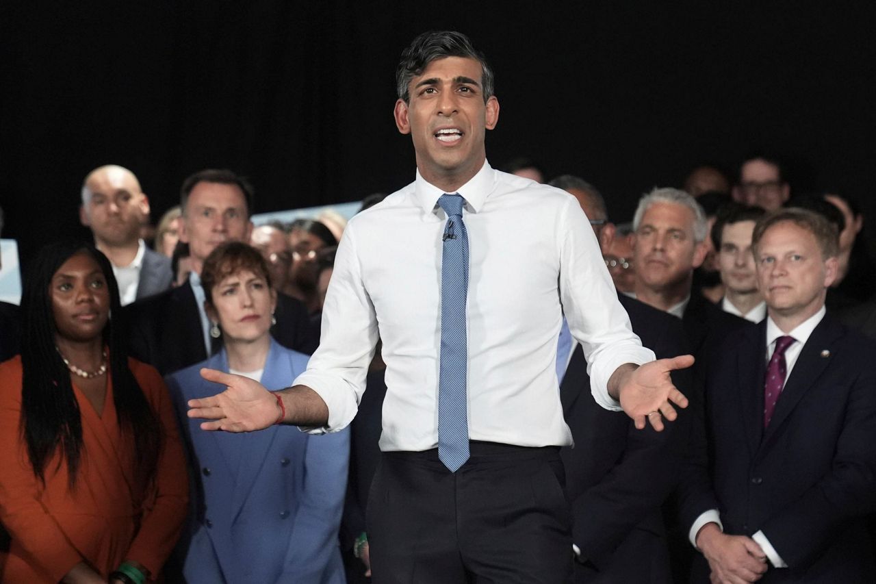 UK politicians set off on a 6-week election campaign framed as choice ...