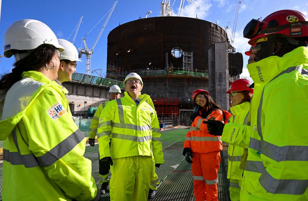 UK to build 8 nuclear reactors amid new energy strategy