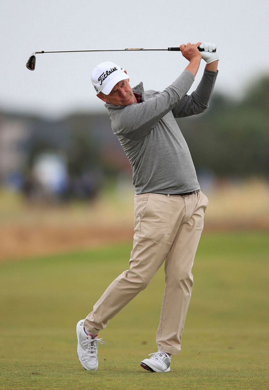 Broadhurst tops Senior British Open, Watson bidding farewell