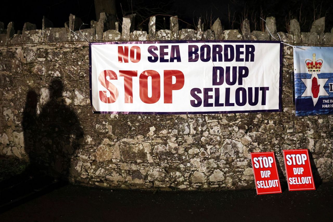 Northern Ireland political party agrees to end 2-year boycott that ...