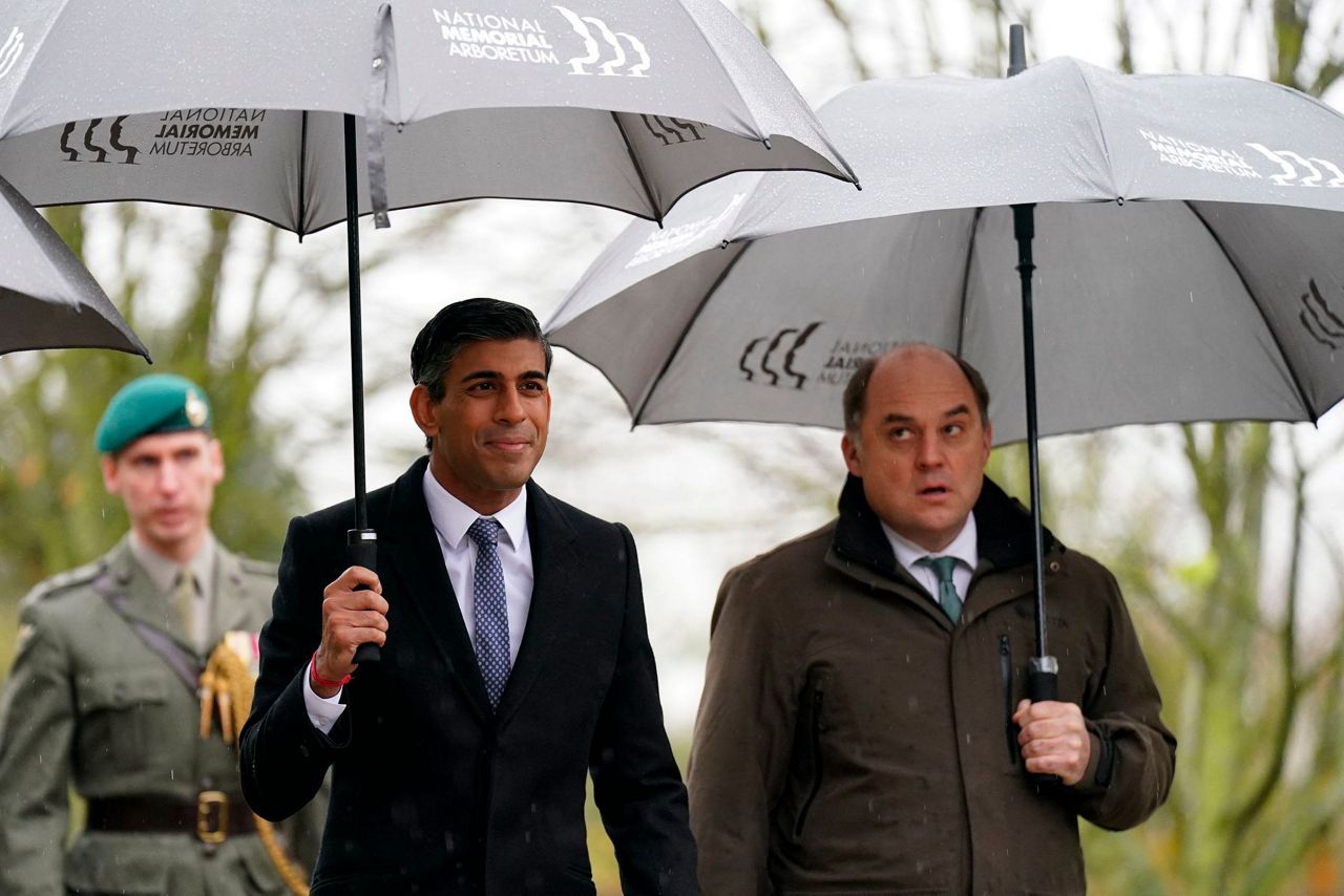 Veterans of UK nuclear weapons tests win battle for medal