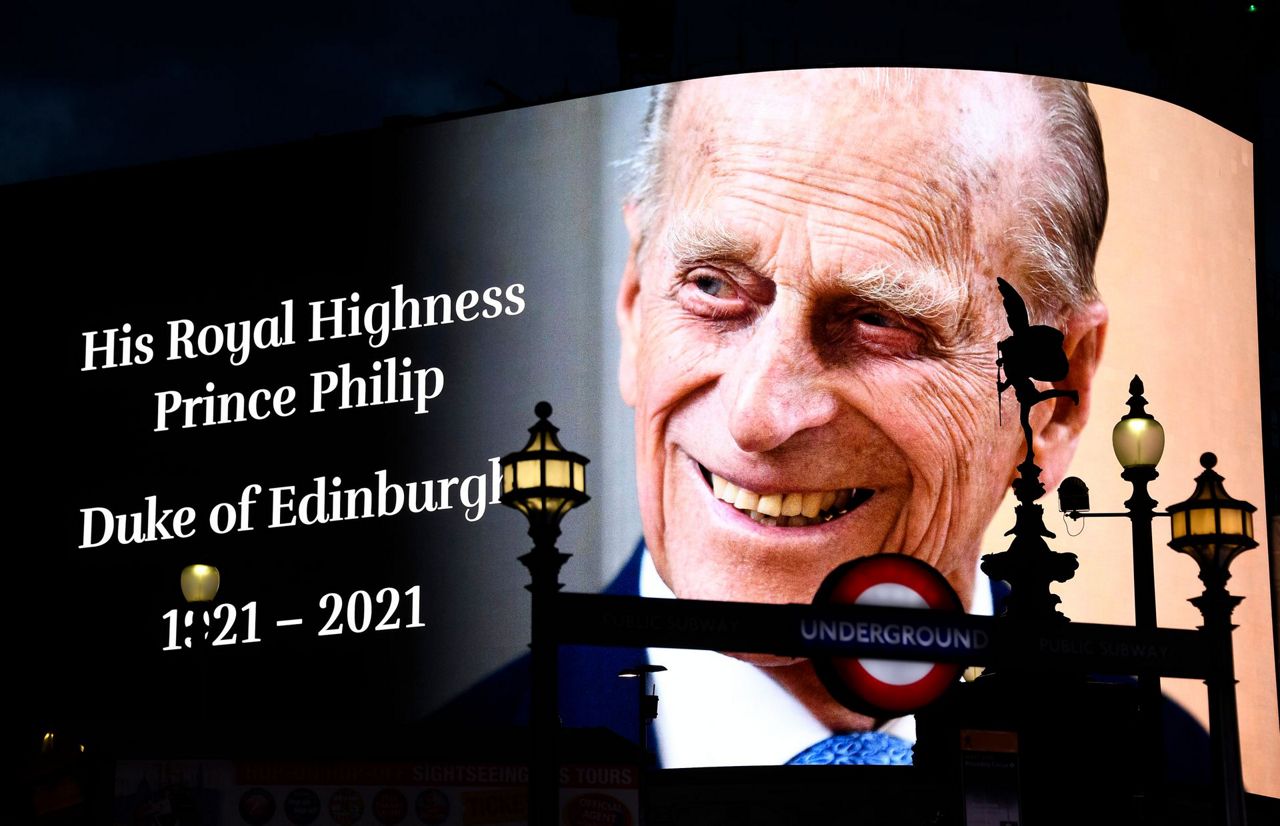 The Latest: President Bush praises Prince Philip's devotion