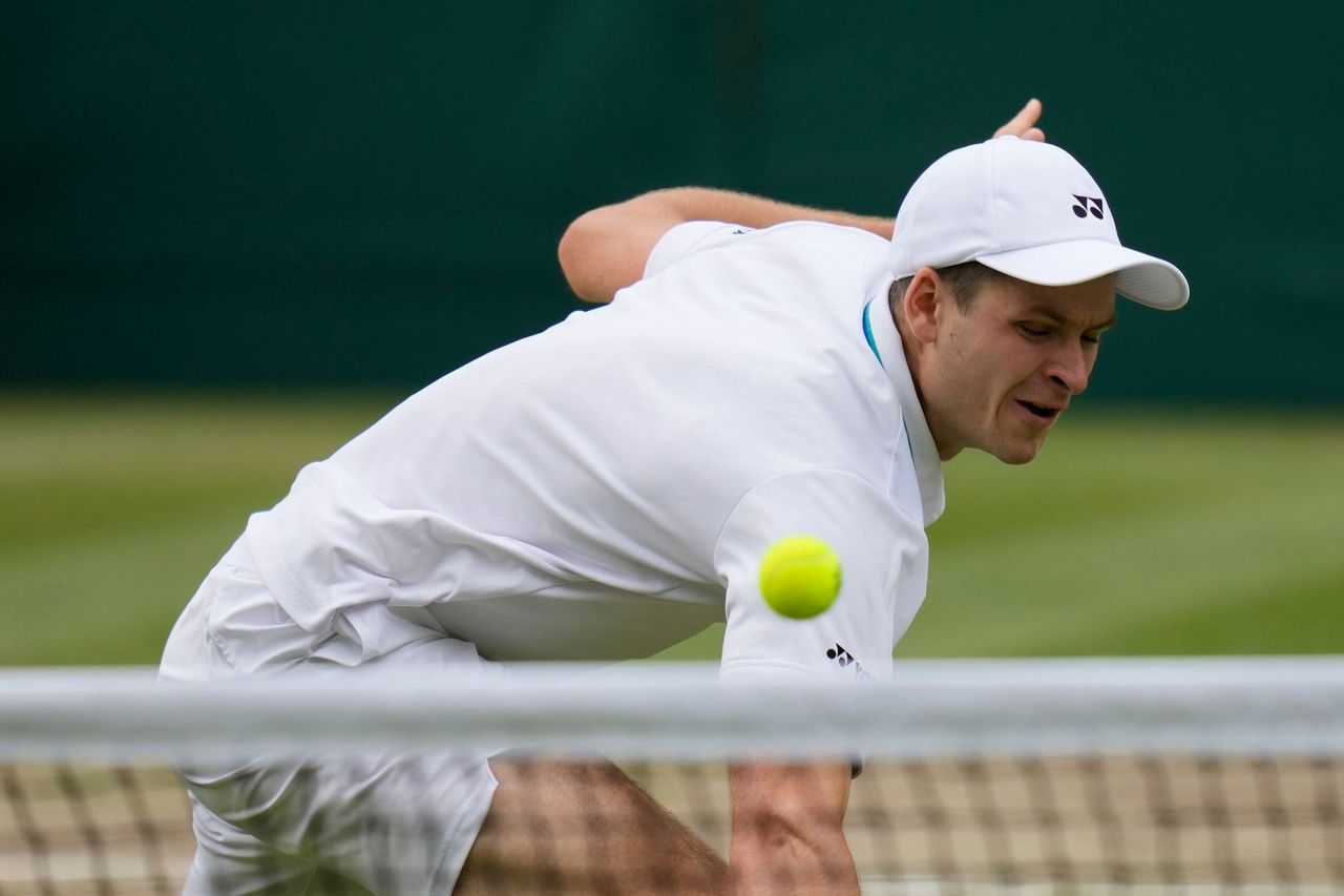 Italy's Berrettini reaches 1st Grand Slam final at Wimbledon