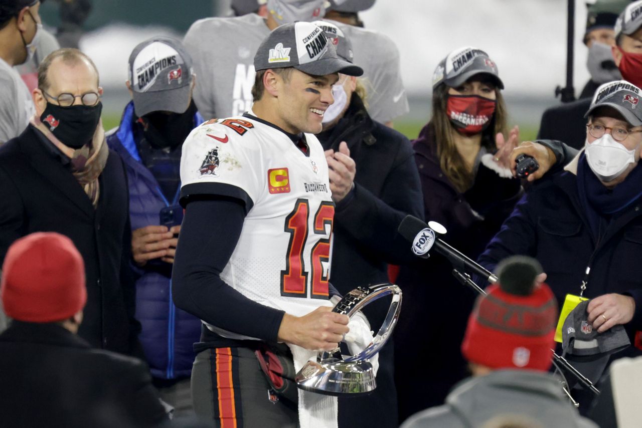 Road warriors: Bucs win 31-26 at Green Bay, reach Super Bowl