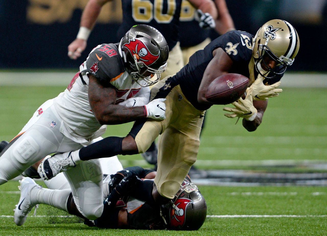 Fitzpatrick, Bucs stun Saints 48-40