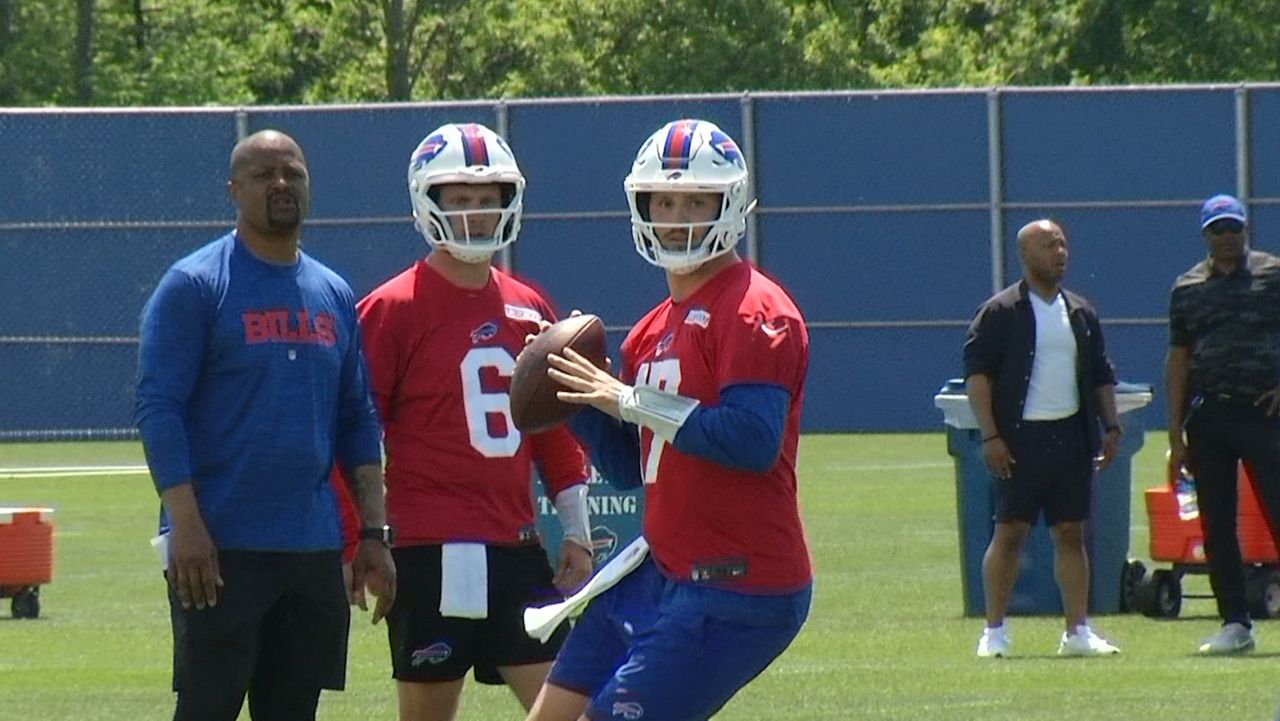 Josh Allen building rapport with new Bills WR corps