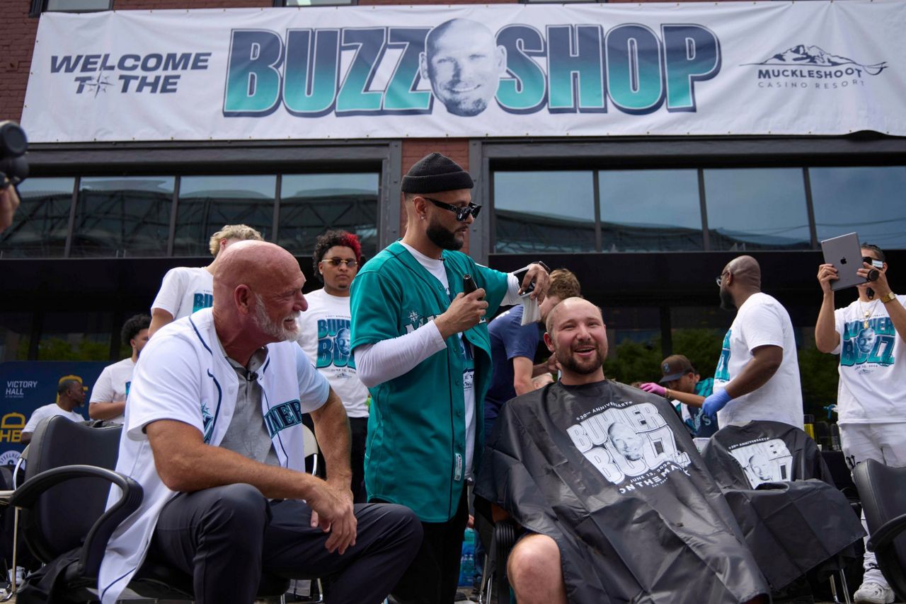 Cal Raleigh gets a trim as Mariners celebrate 30th anniversary of ...