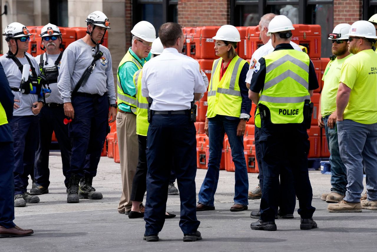 Man's body recovered at Iowa apartment collapse site; two others still ...