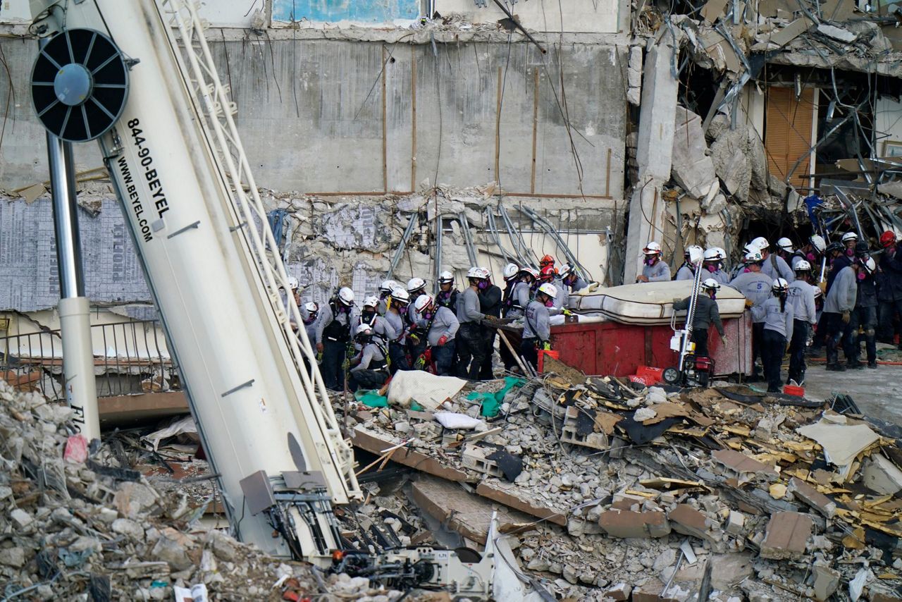 Rescuers stay hopeful about finding more survivors in rubble