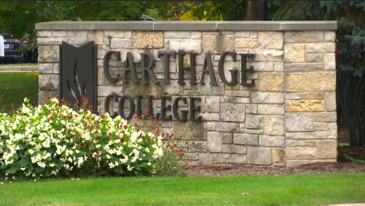 Carthage College faculty censured president, provost
