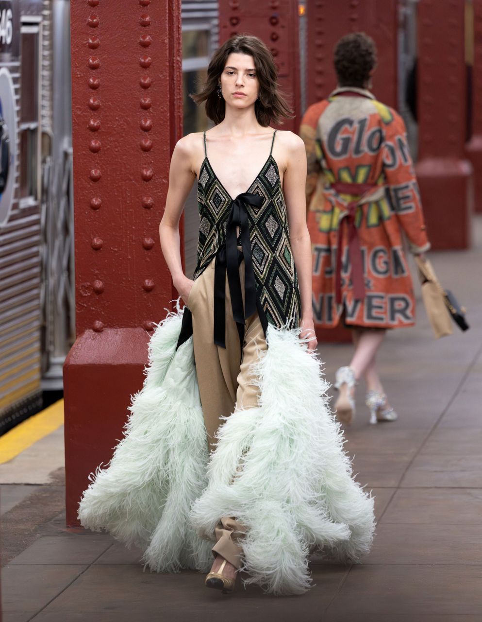 Chanel's new showman stages an ode to NYC with star-packed runway show ...