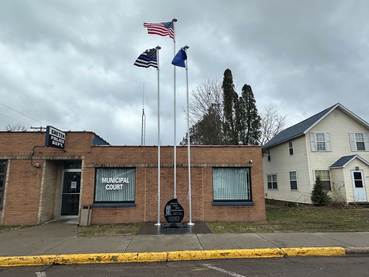 Memorial honors fallen police officer Emily Breidenbach