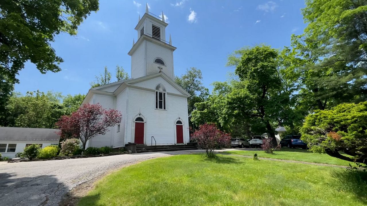 Leicester church celebrates 200th anniversary