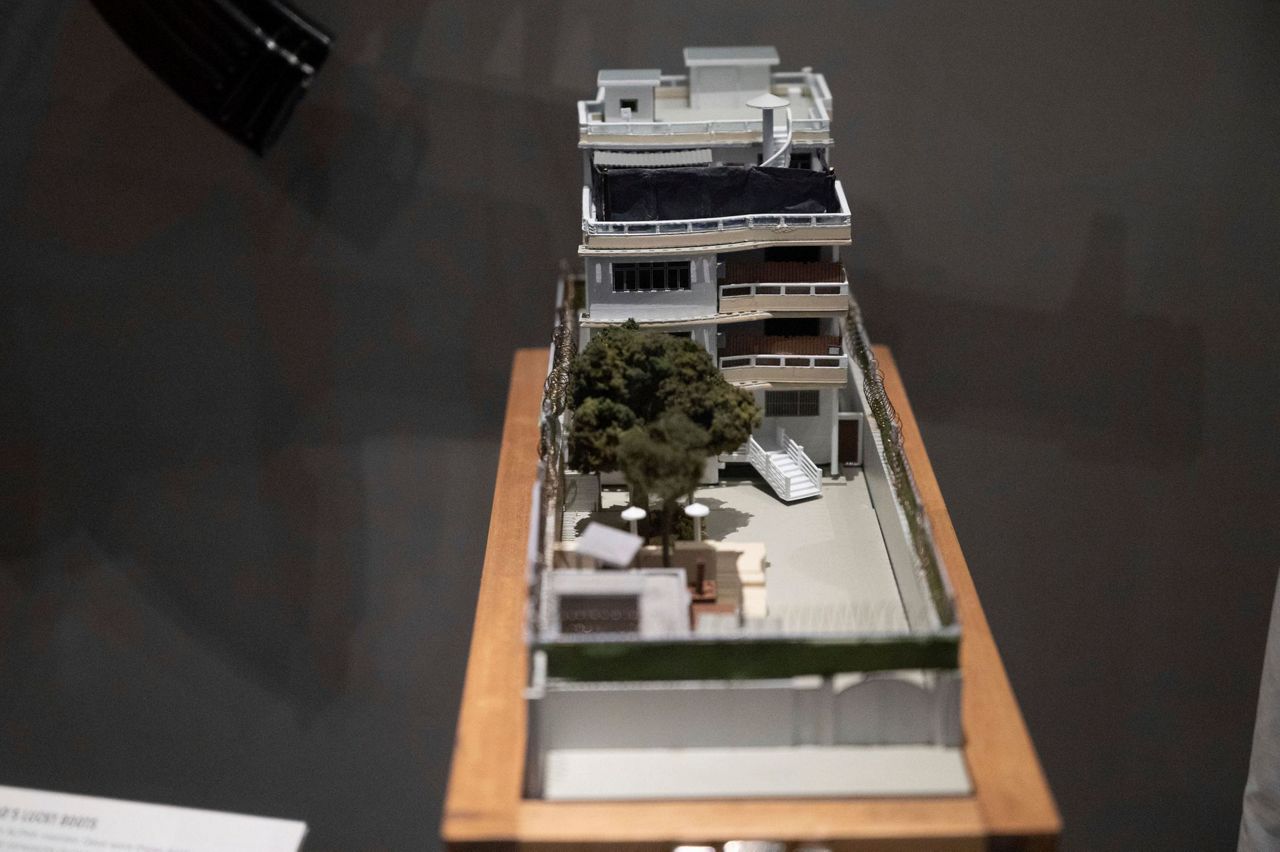 CIA unveils model of al-Qaida leader al-Zawahri's hideout