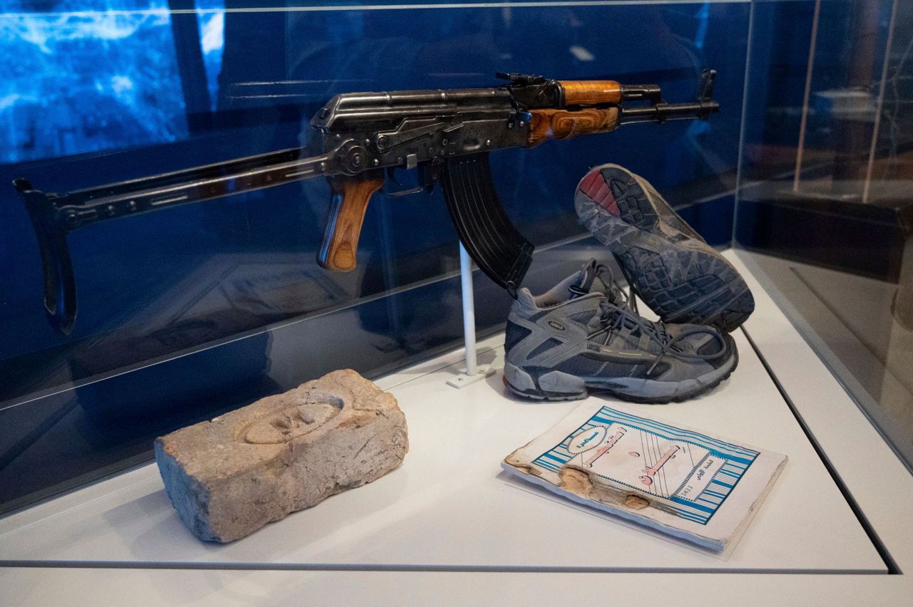 CIA unveils model of al-Qaida leader al-Zawahri's hideout