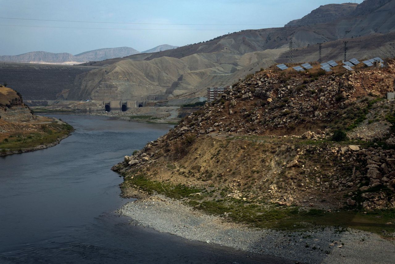 Politics, climate conspire as Tigris and Euphrates dwindle