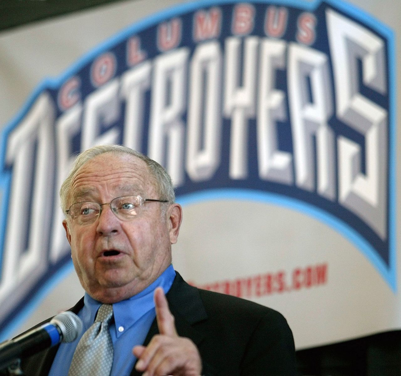 Former Ohio State football coach Earle Bruce dies at 87