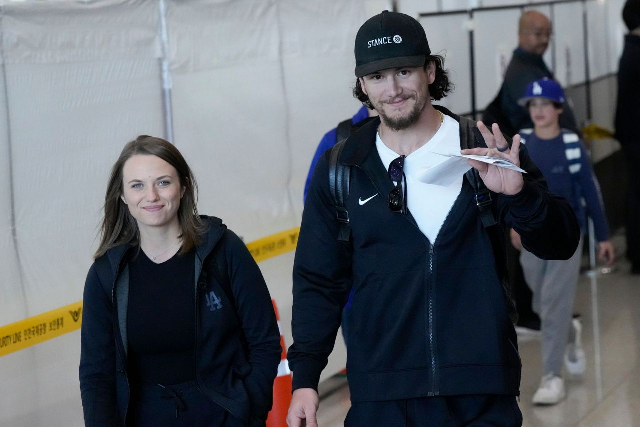 Baseball superstar Ohtani and his wife arrive in South Korea for ...