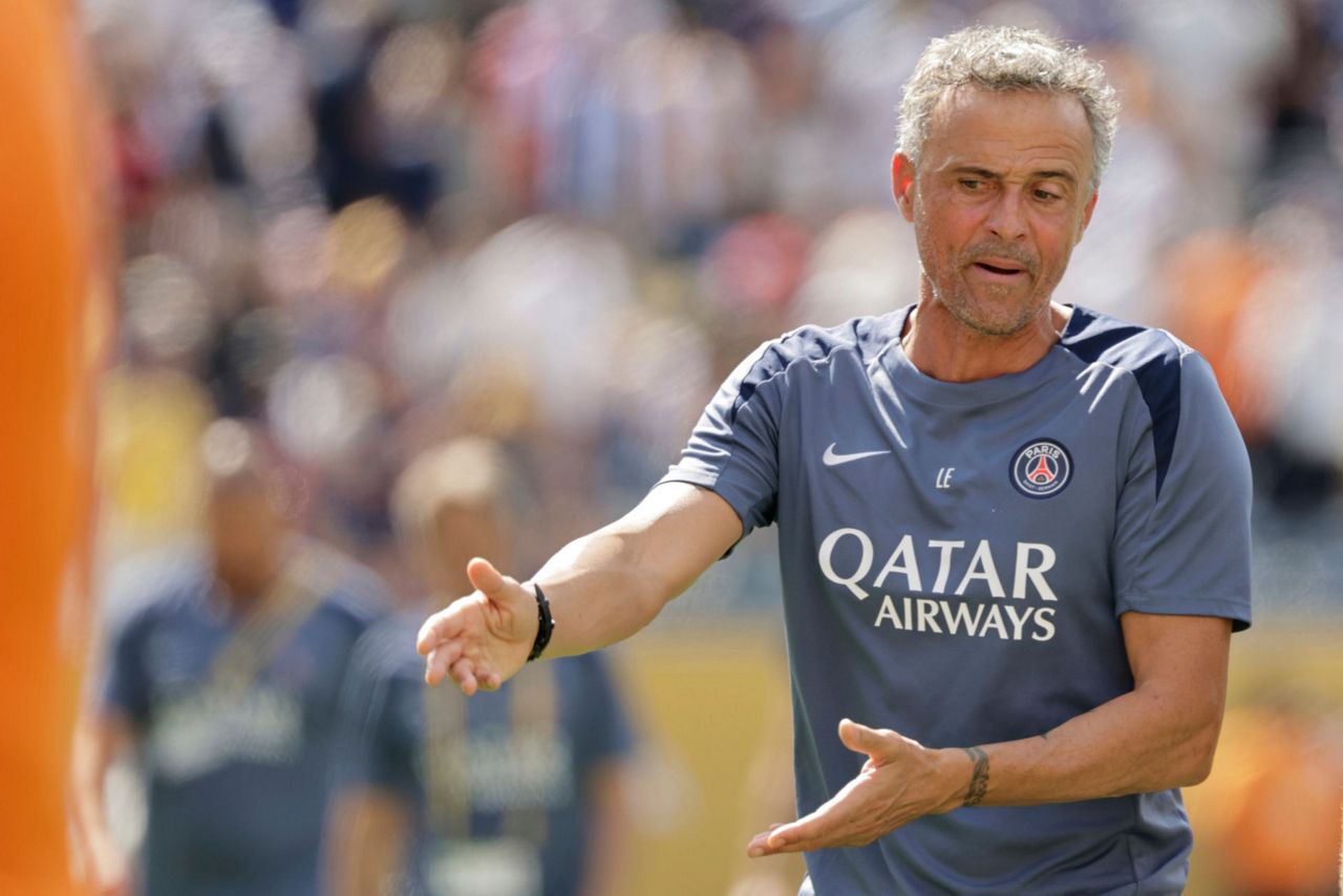 Goalkeeper Donnarumma announces he is leaving PSG after being left out ...