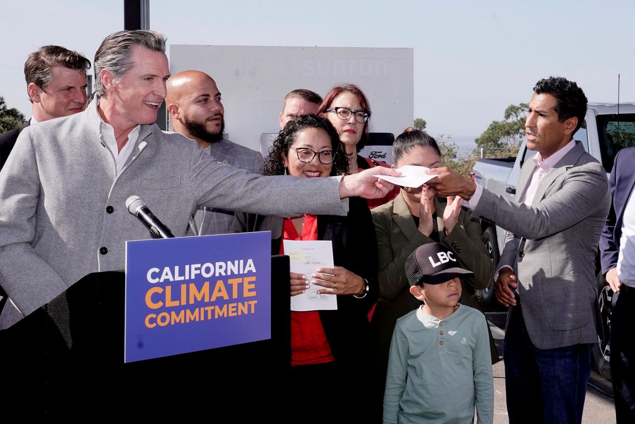 California governor signs sweeping climate legislation