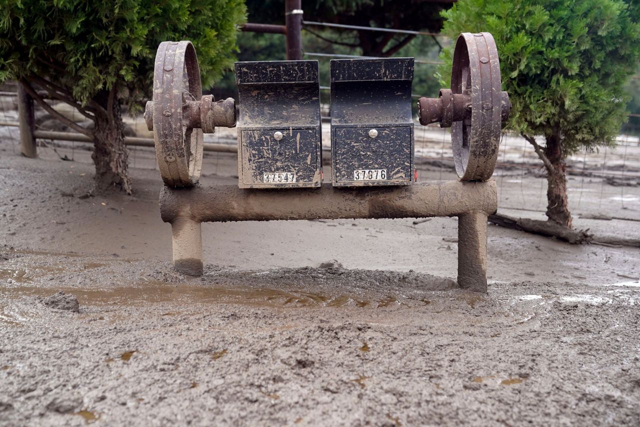 Rains, mudslides prompt Southern California evacuations