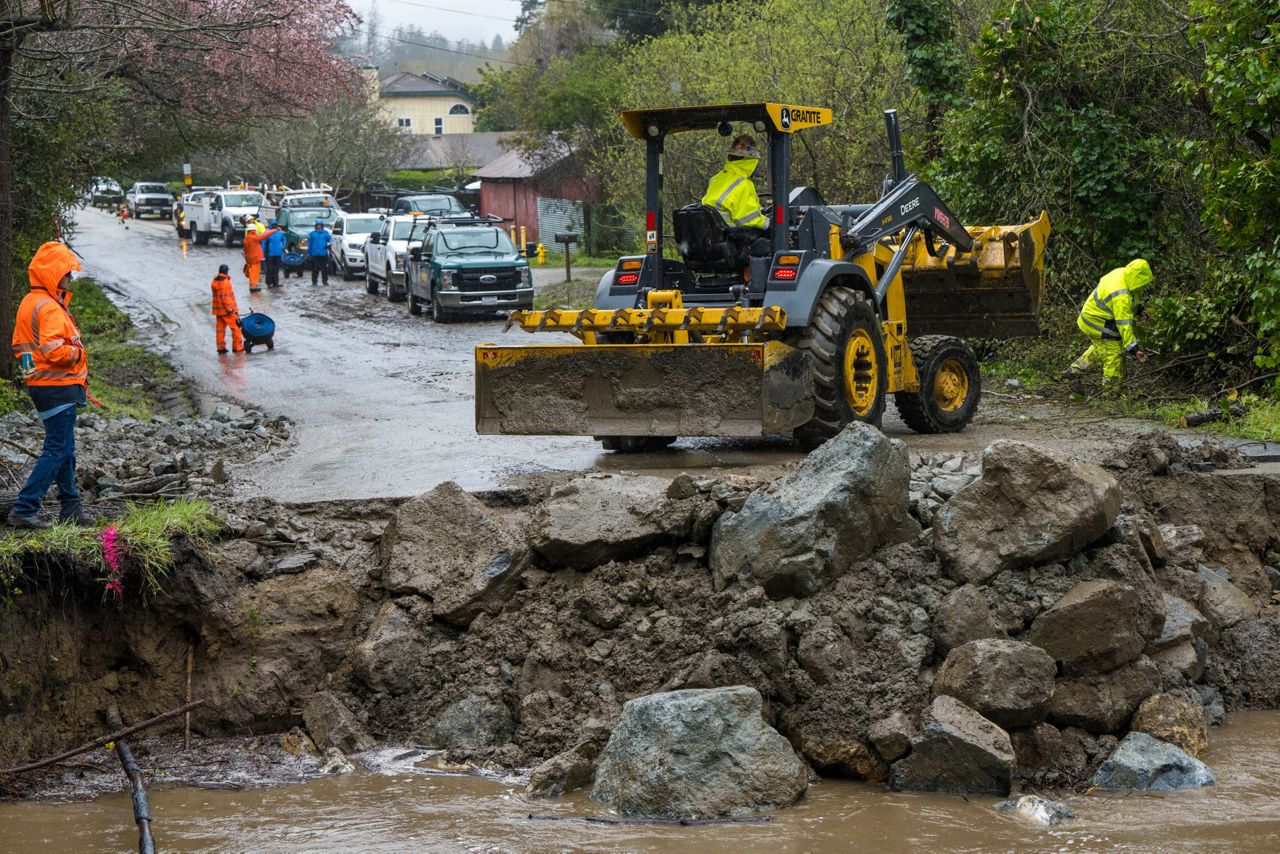 New atmospheric river storm brings heavy rain to California