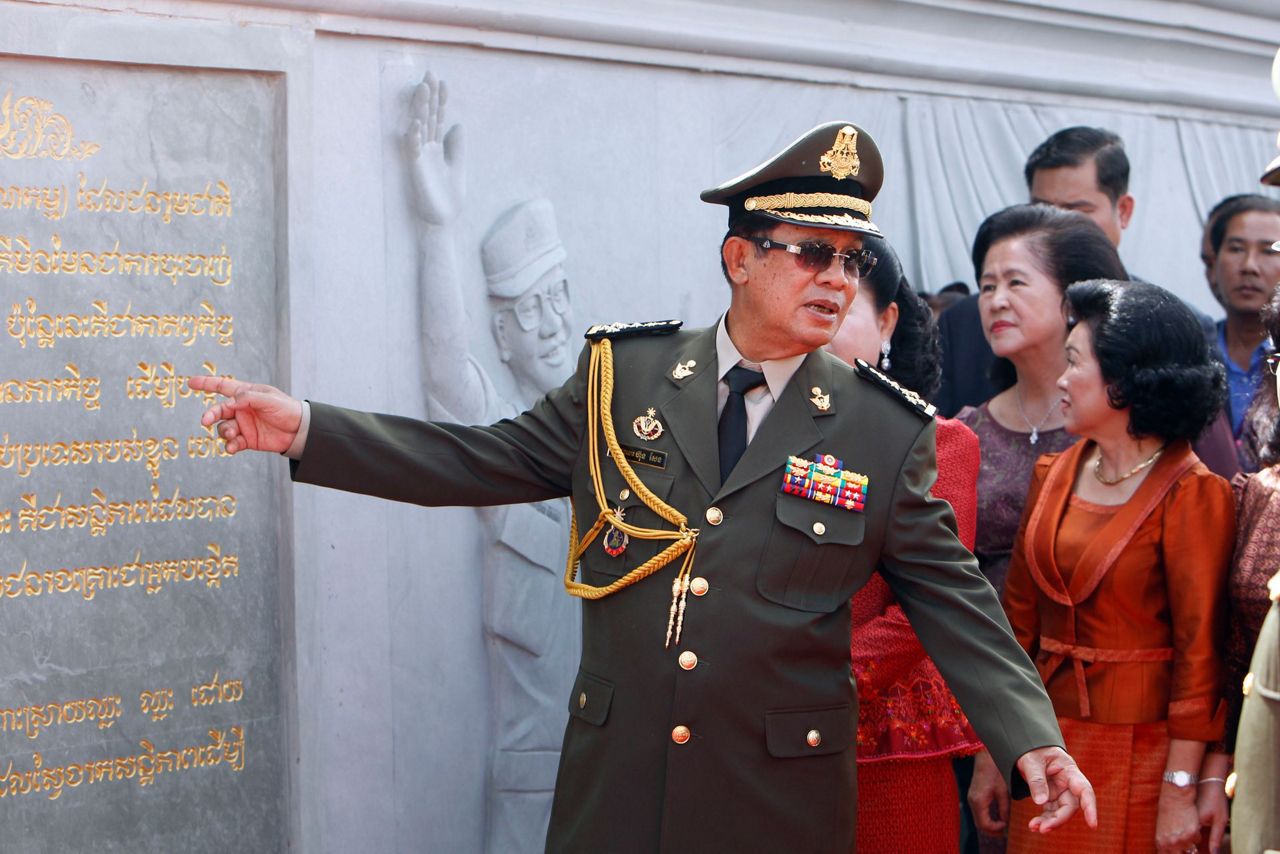 Cambodian PM dedicates monument to his defeat of Khmer Rouge