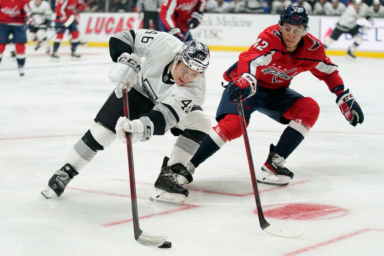 Hathway scores twice, Capitals snap Kings' point streak 2-0