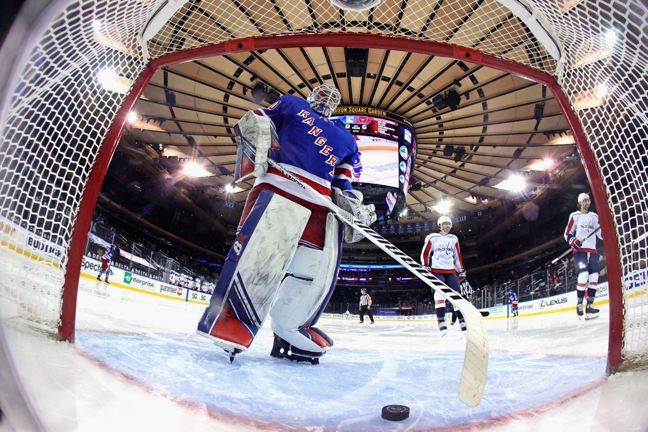 New York Rangers fire coach Dave Quinn, 3 assistants