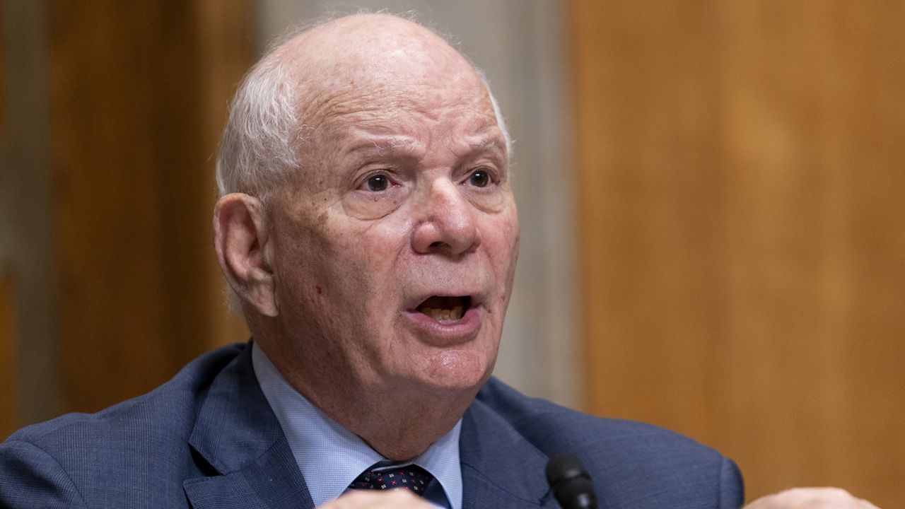 Senate panel presses State Dept. officials on AI standards