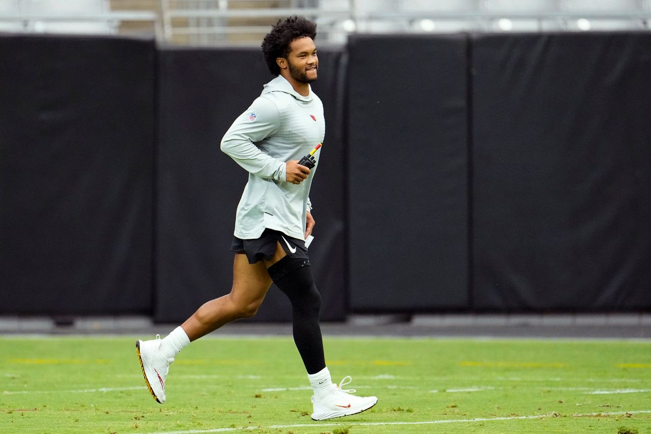 Cardinals' Kyler Murray says his knee rehab is going well, but has no ...