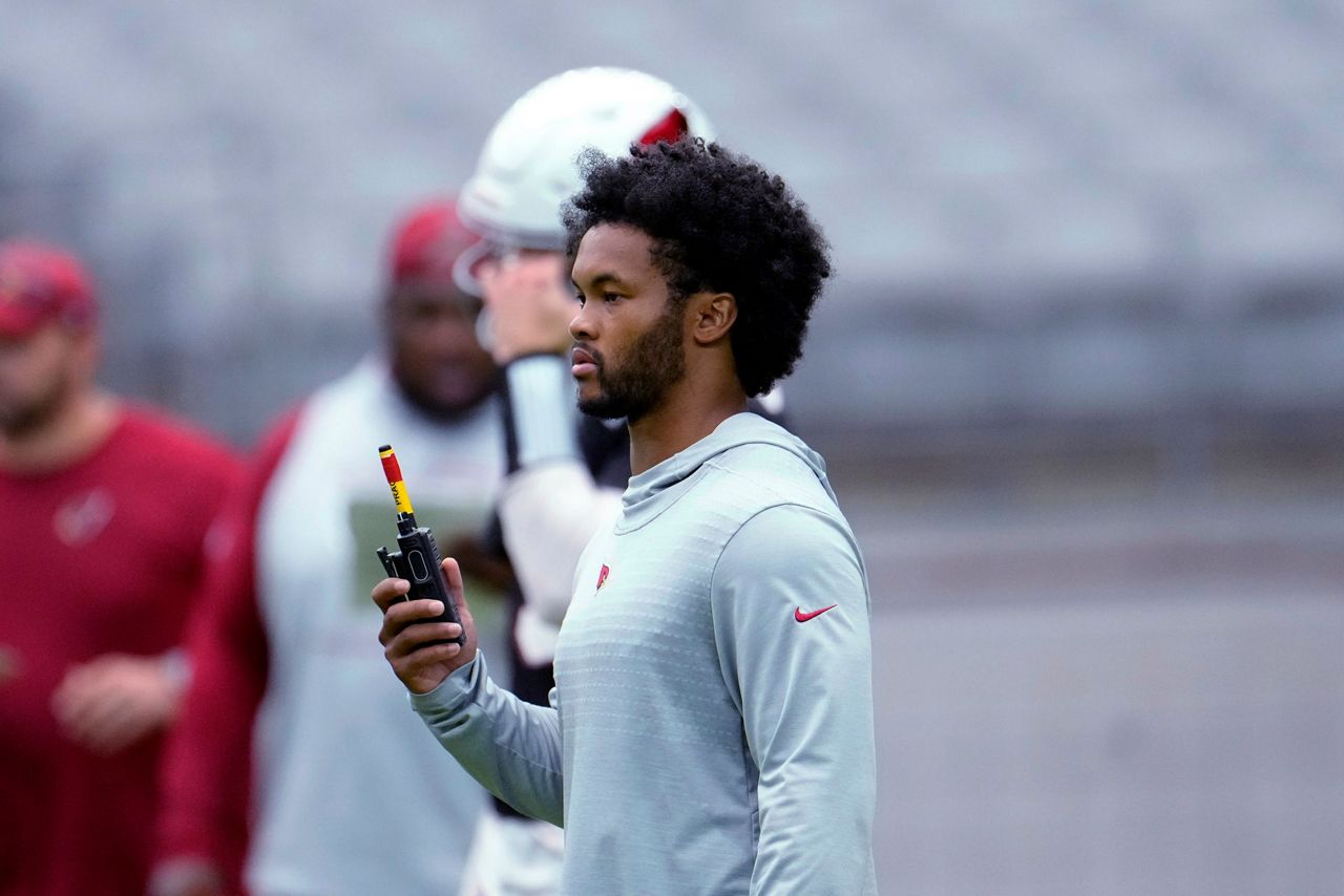 Cardinals' Kyler Murray says his knee rehab is going well, but has no ...