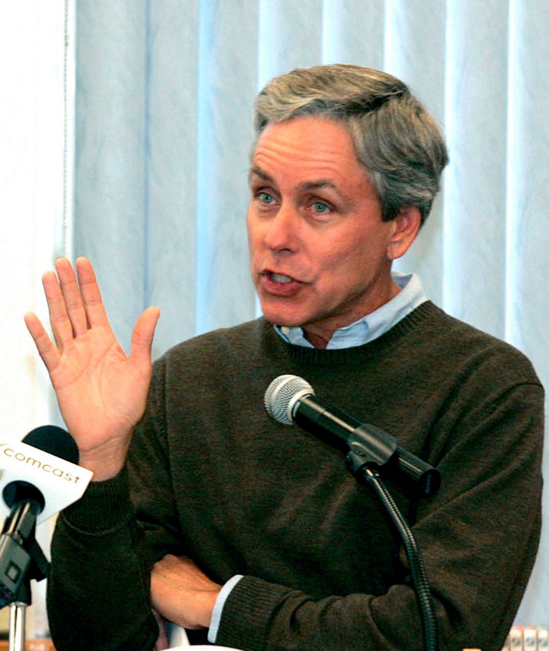 Carl Hiaasen retiring from Miami Herald after 35 years