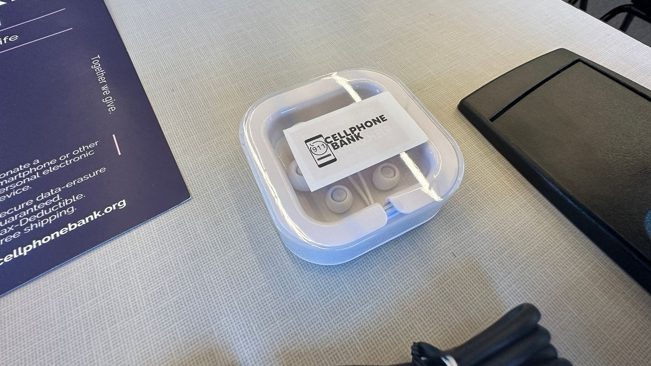 Cell phone program helps those in at-risk situations